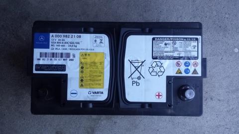 A0009822108 Mercedes batería de arranque