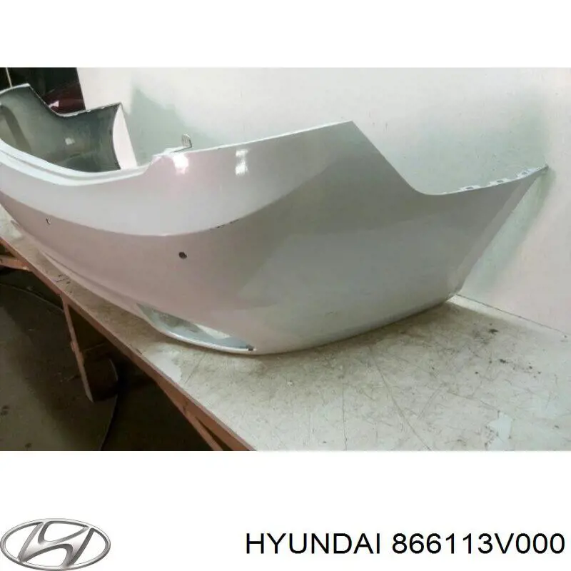 866113V000 Hyundai/Kia parachoques trasero comprar barato