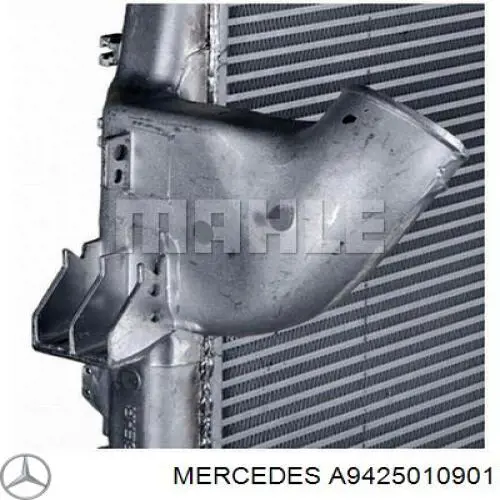 A9425010901 Mercedes radiador de aire de admisión