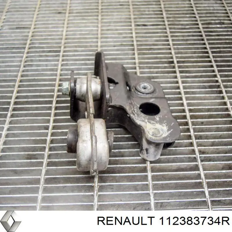 112383734R RENAULT (RVI) Soporte de motor trasero