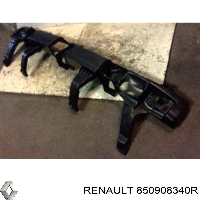 850908340R RENAULT (RVI) Refuerzo parachoques trasero