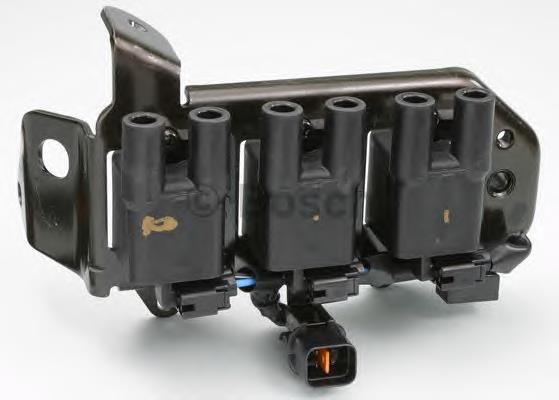 F005X13597 BOSCH bobina