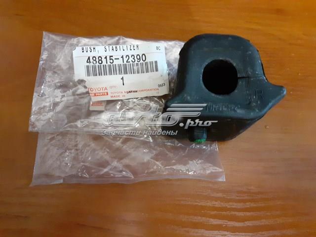4881512390 Toyota soporte de estabilizador delantero derecho