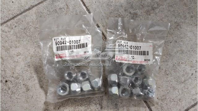 9094201007 Toyota tuerca de rueda
