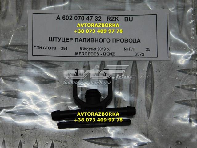 A6020704732 Mercedes tubo de combustible atras de las boquillas