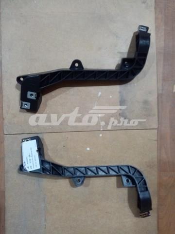 A1666263631 Mercedes soporte de parachoques delantero izquierdo