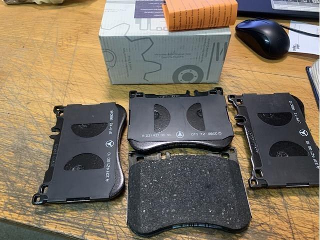 0064205020 Mercedes pastillas de frenos delanteras