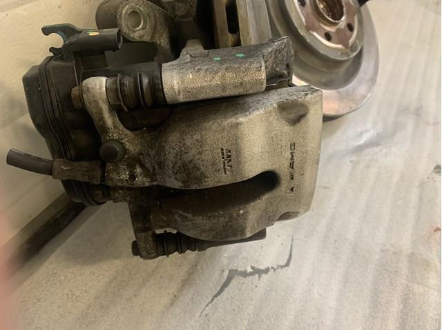 1664230581 Mercedes pinza de freno trasera izquierda