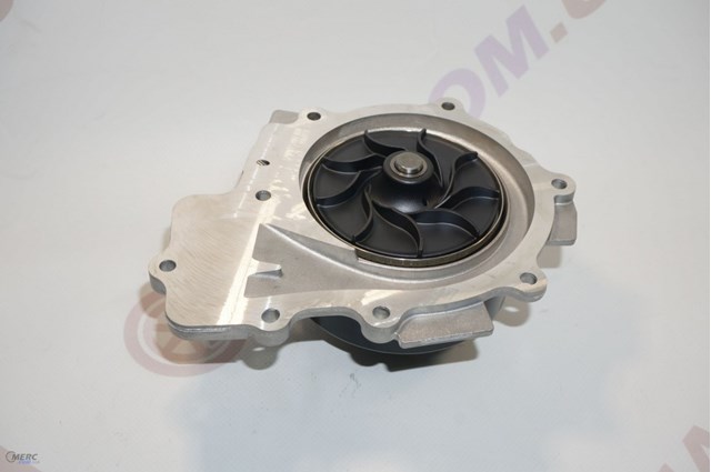 A6512001902 Mercedes bomba de agua