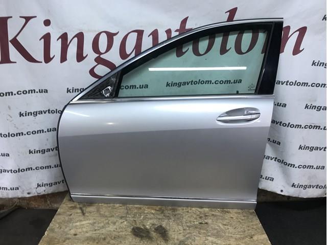 221720010528 Mercedes puerta delantera izquierda