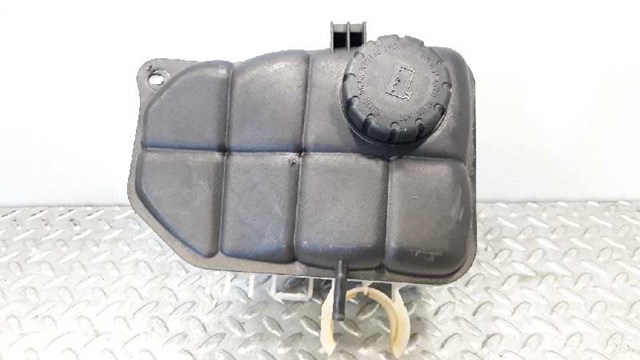 A2034701420 Mercedes tapa del tubo de llenado del depósito de combustible