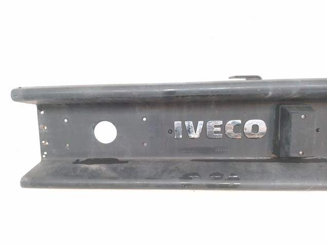 500356844 Iveco parachoques trasero comprar barato