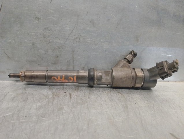 504389548 Iveco inyector de combustible