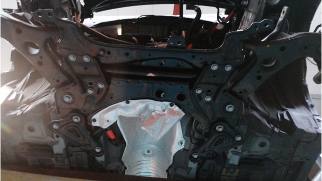 5120178010 Toyota subchasis delantero soporte motor comprar barato