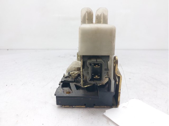 7701469941 Renault (RVI) cerradura de puerta trasera derecha