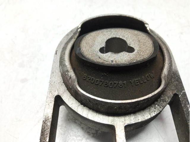 8200780781 Renault (RVI) soporte motor delantero