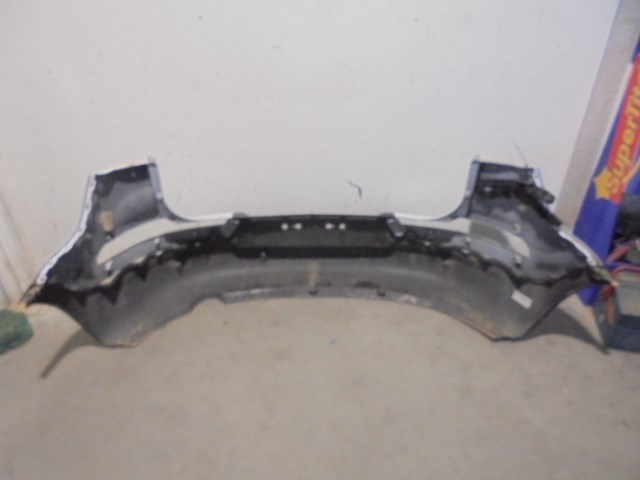 866113U010 Hyundai/Kia parachoques trasero, parte inferior