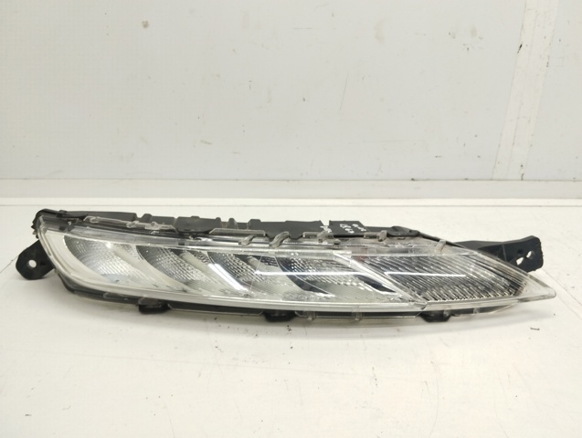 9822653680 PEUGEOT/CITROEN luz diurna derecha