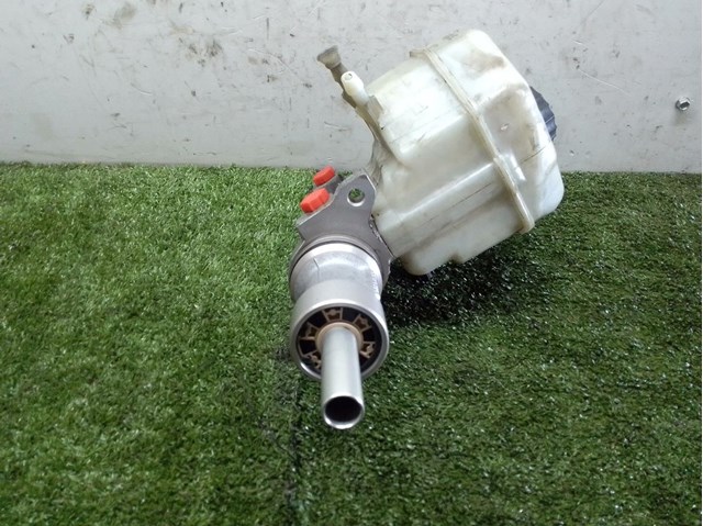 A0004317601 VAG cilindro principal de freno