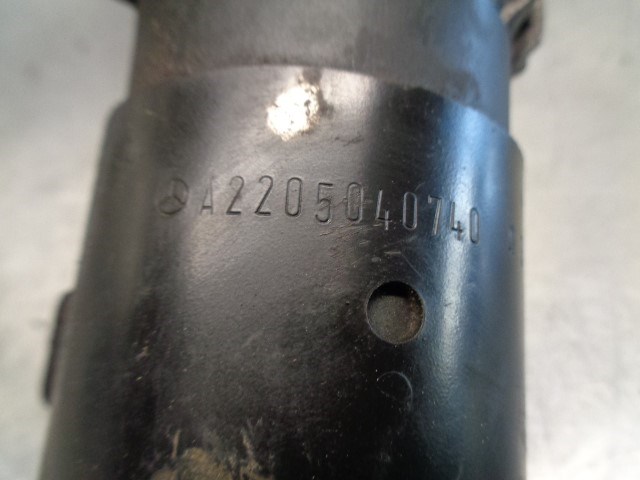 A000500048680 Mercedes bomba de agua, adicional eléctrico