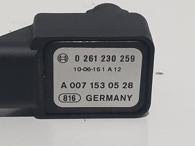 Sensor de presion de carga (inyeccion de aire turbina) para Mercedes GL ...