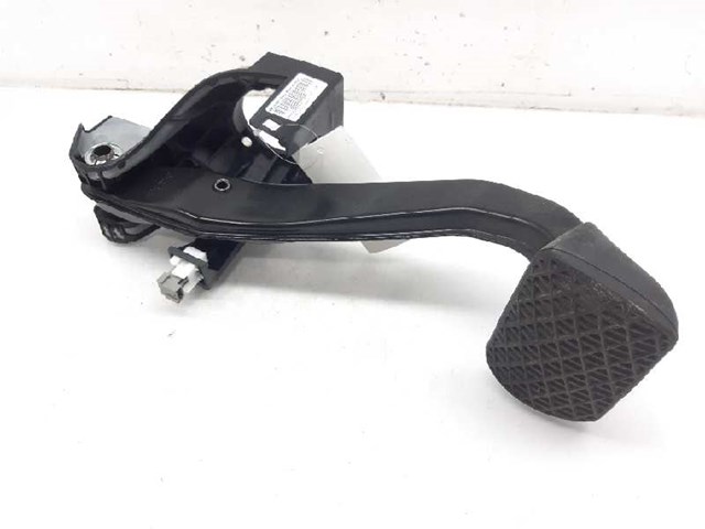 A2042902001 Mercedes pedal de freno