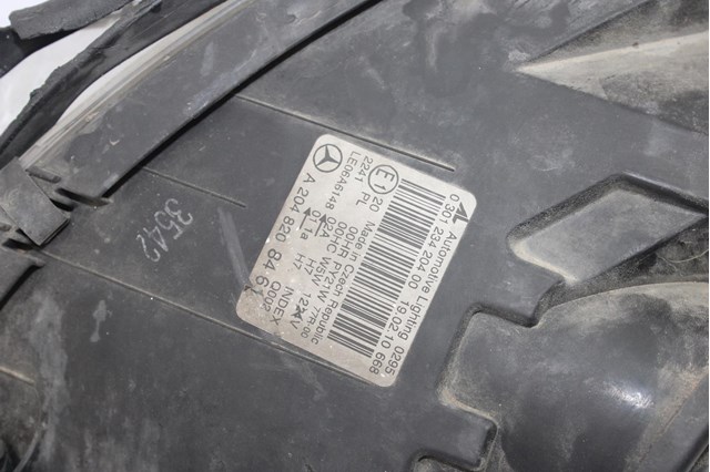 A2048200261 Mercedes faro derecho