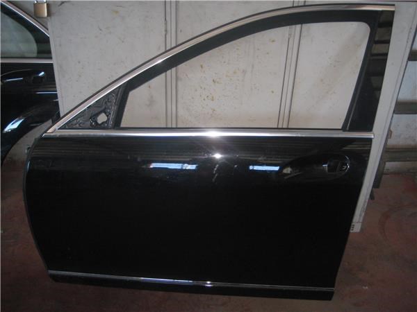 A2217200105 Mercedes puerta delantera izquierda