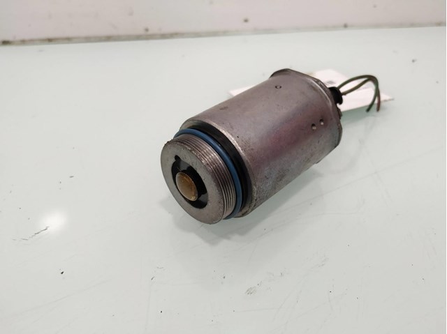 A6511800115 Mercedes válvula para mantener la presión de aceite comprar ...