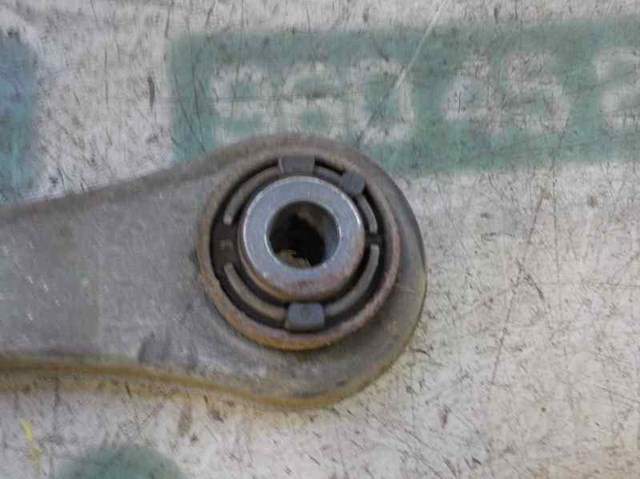 LR029576 Land Rover barra transversal de suspensión trasera