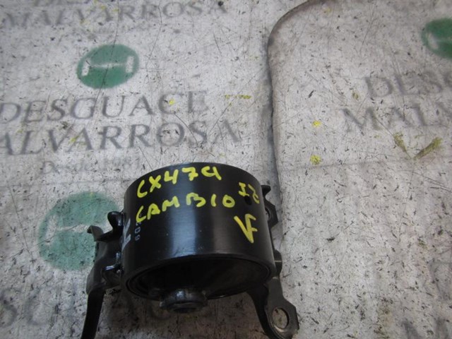 MN101387 Mitsubishi soporte de motor trasero