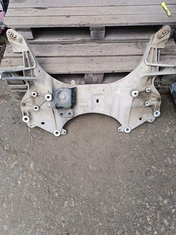 04877643AD Chrysler subchasis delantero soporte motor