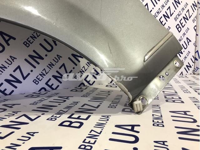 A2048800118 Mercedes guardabarros delantero izquierdo