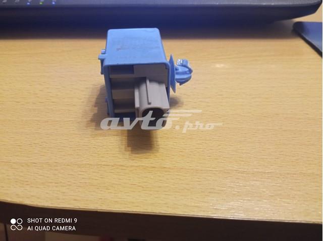 8974730040 Toyota relé de bloqueo central