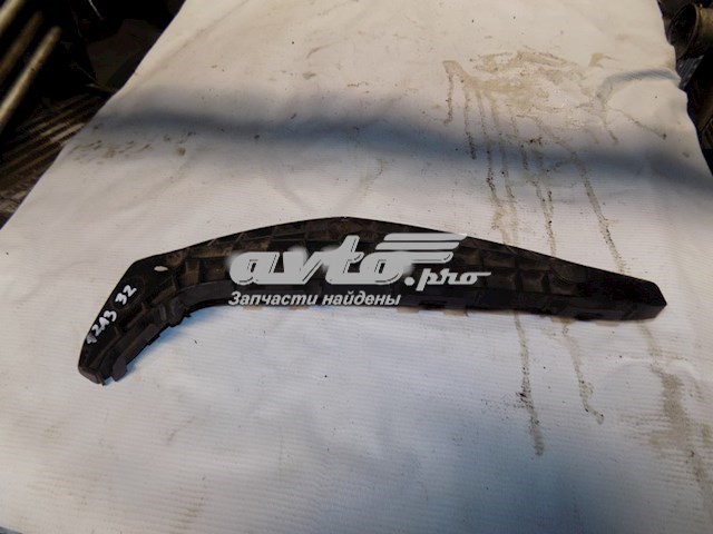 521450E040 TOYOTA Soporte de parachoques delantero derecho