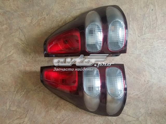 8156160620 TOYOTA piloto posterior izquierdo