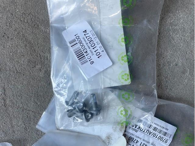 910143006001 Mercedes tornnillo, cárter del motor