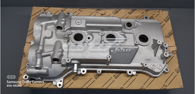 1120131250 Toyota tapa de valvula derecha