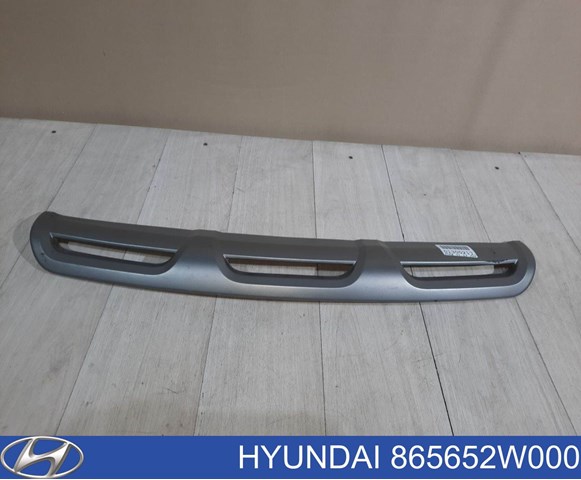 865652W000 Hyundai/Kia listón embellecedor/protector, parachoques delantero