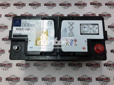 A001982820826 Mercedes batería de arranque