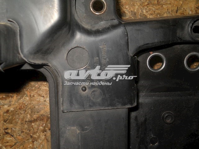 6Y0805588K VAG soporte de radiador completo(panel de montaje para foco)