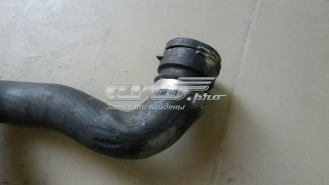 2205010182 Mercedes tubería de radiador arriba