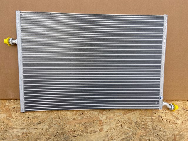 0995002003 Mercedes radiador, refrigeración del motor adicional comprar ...