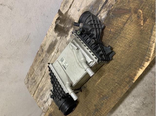 04L145749L VAG radiador de aire de admisión