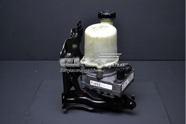 491106619R RENAULT (RVI) Bomba de dirección