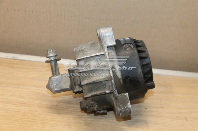 22116777381 BMW soporte motor izquierdo