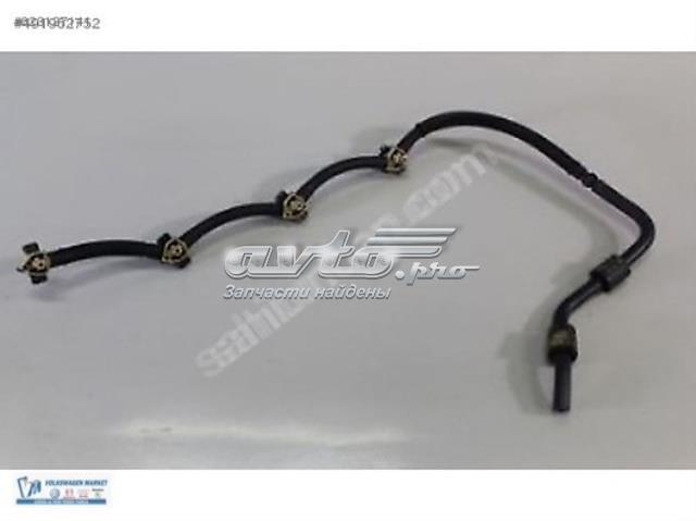 04L130235G VAG tubo de combustible atras de las boquillas