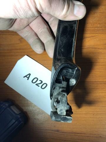 A1647600370 Mercedes tirador de puerta exterior izquierdo delantero/trasero