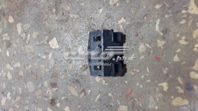 KD5350251 Mazda soporte de parachoques trasero central
