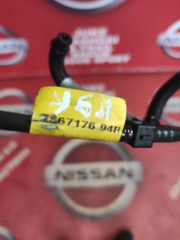 166717694R Renault (RVI) tubo de combustible atras de las boquillas